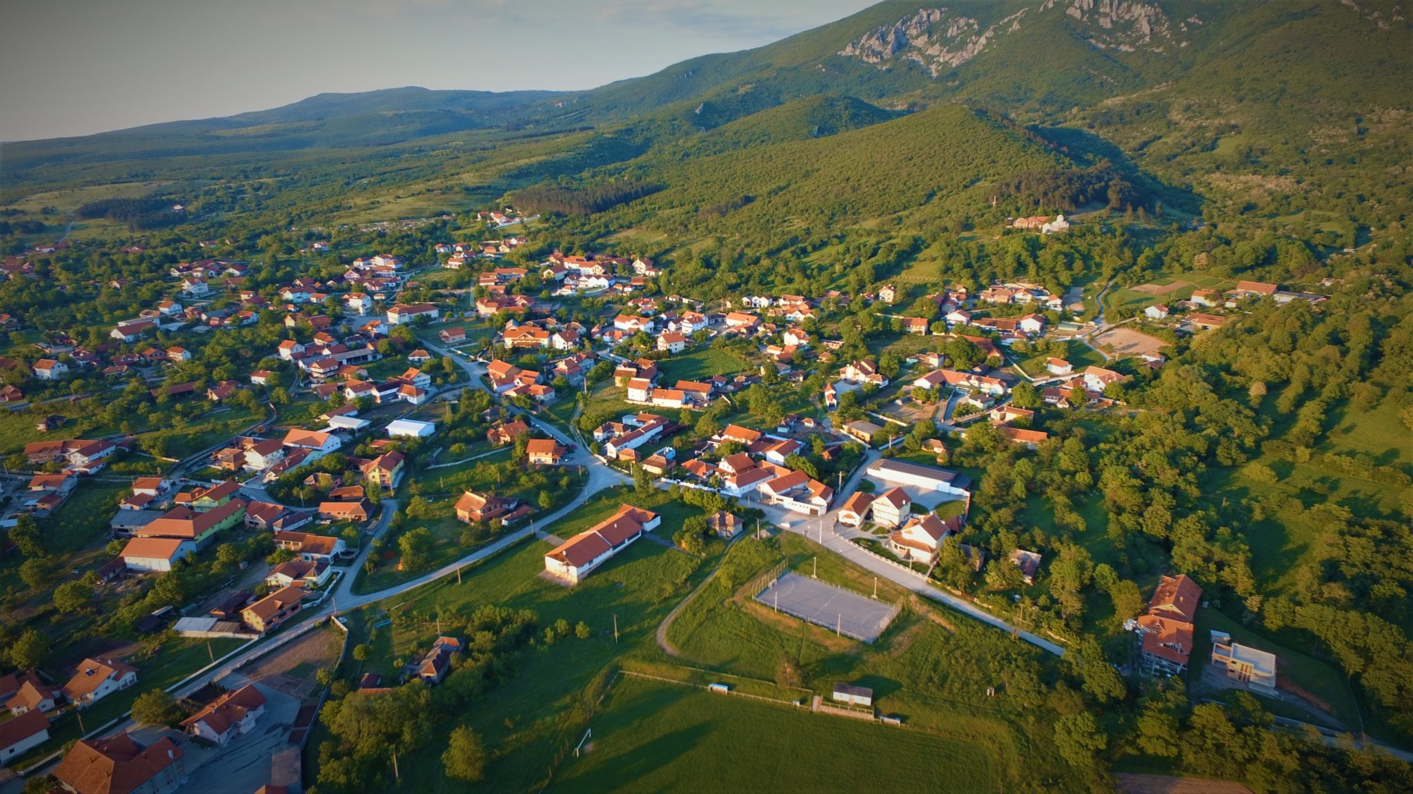 ŽDRELO IZABRANO ZA JEDNO OD TRI NAJBOLJA TURISTIČKA SELA U SRBIJI - RTV ...